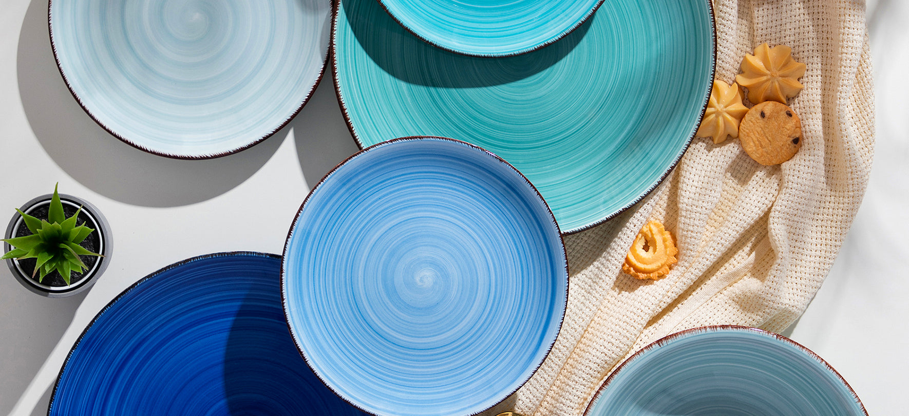 Create A Colorful Life with vancasso dinnerware sets